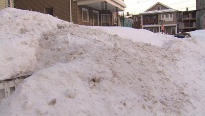 Boston's record-shattering snow turns neighbor against neighbor - CBS News