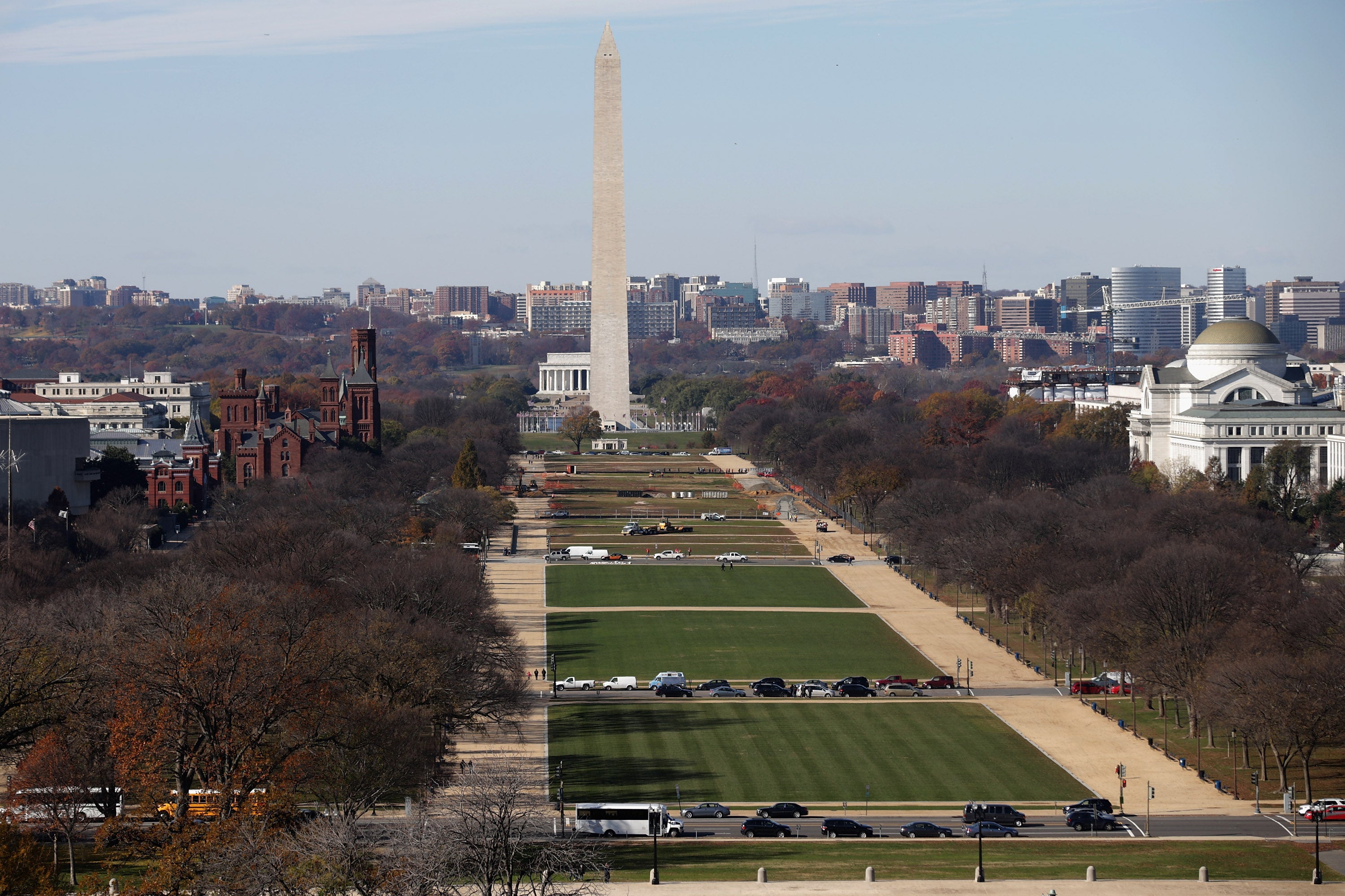 Is the Washington Monument shrinking? - CBS News