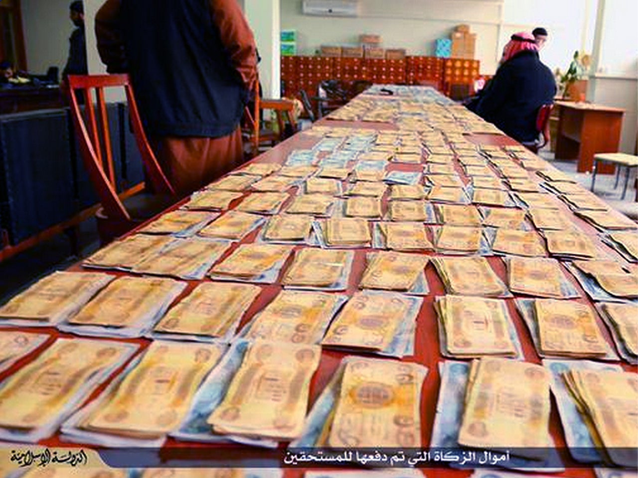 ISIS' financing is "vulnerable" - CBS News