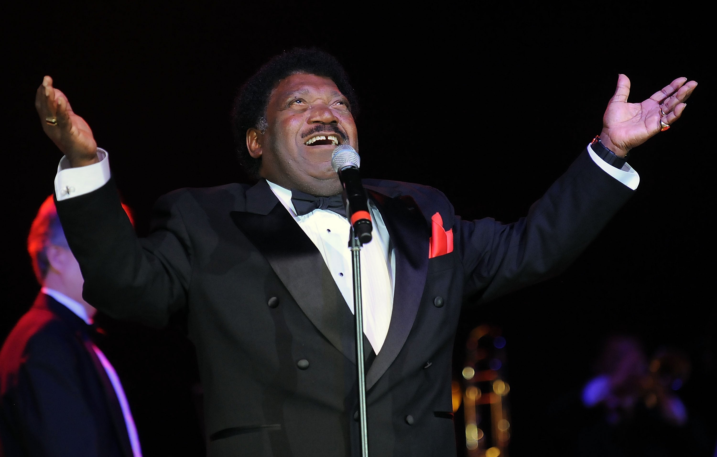 Percy Sledge, voice behind "When a Man Loves a Woman," dies - CBS News