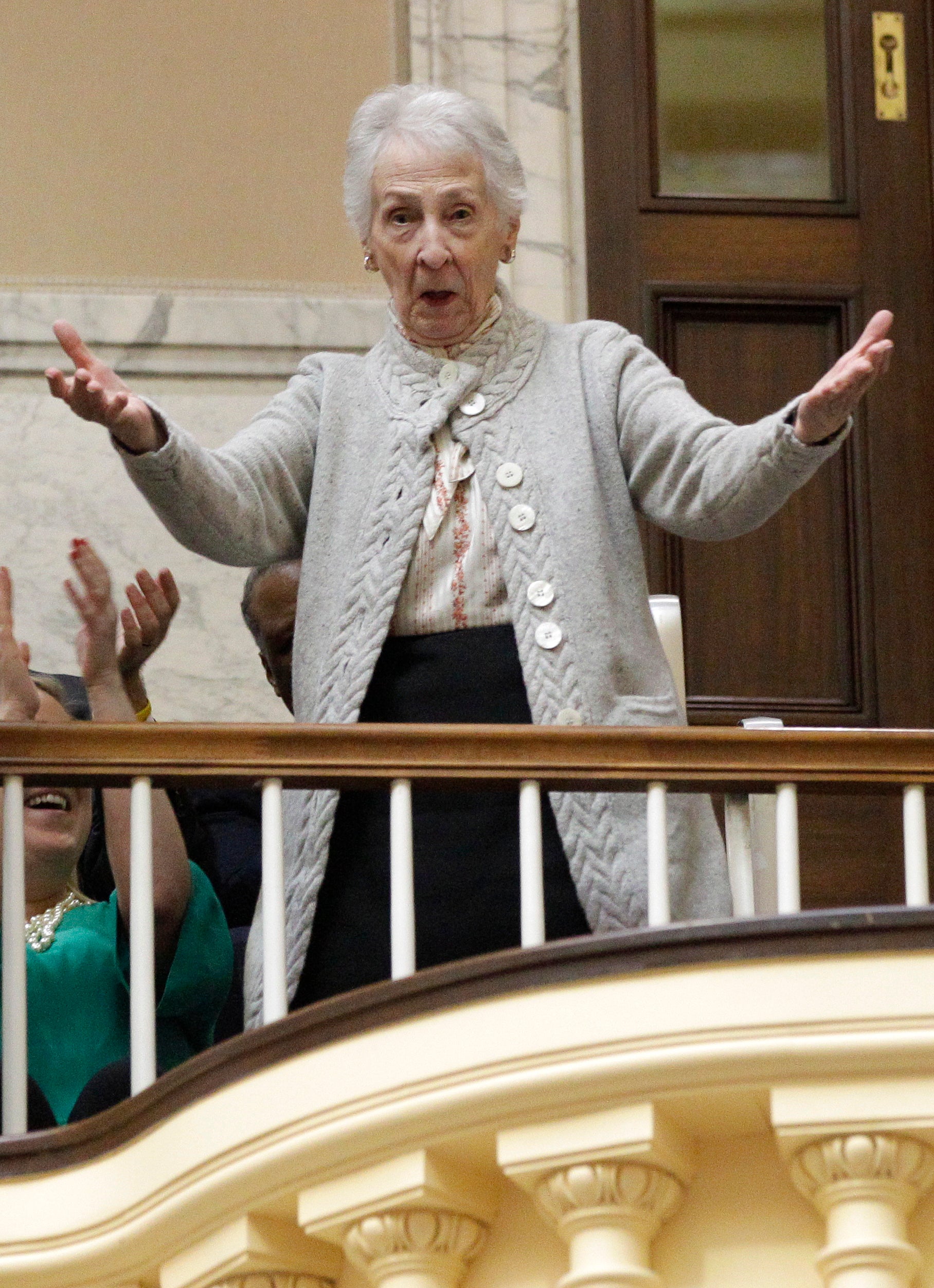 Where Martin O'Malley's 87-year-old mother is working - CBS News