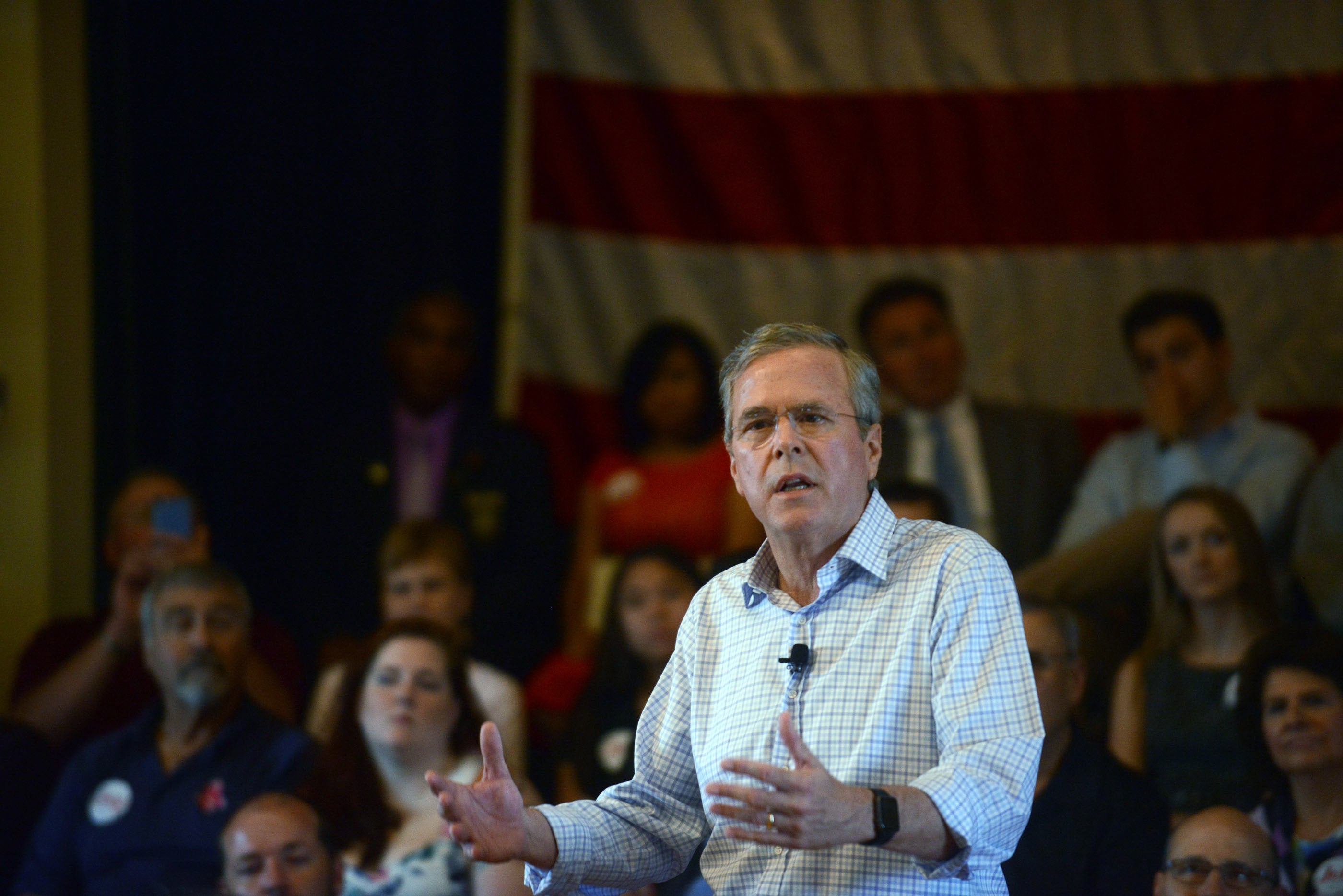Jeb Bush Backs Away From Criticism Of The Pope Cbs News