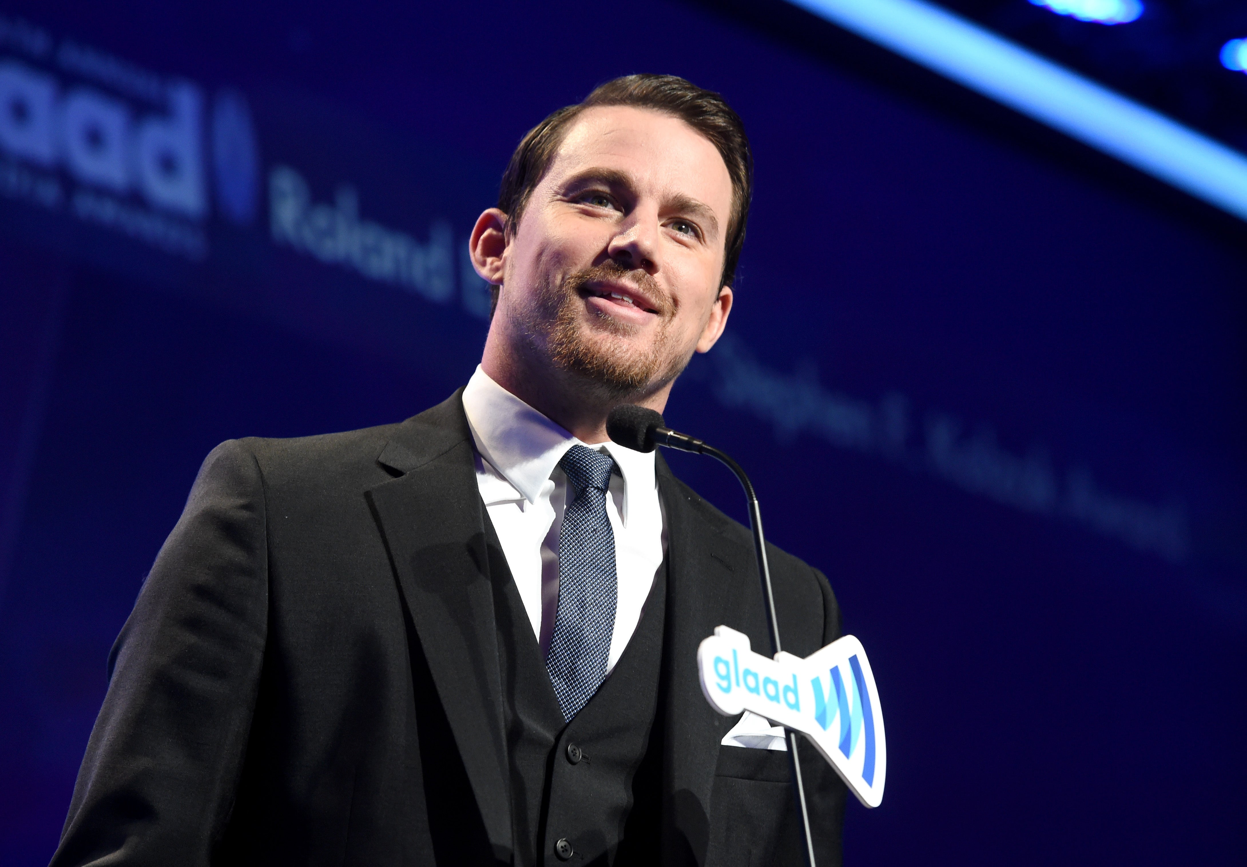 2016 Golden Globe presenters announced - CBS News