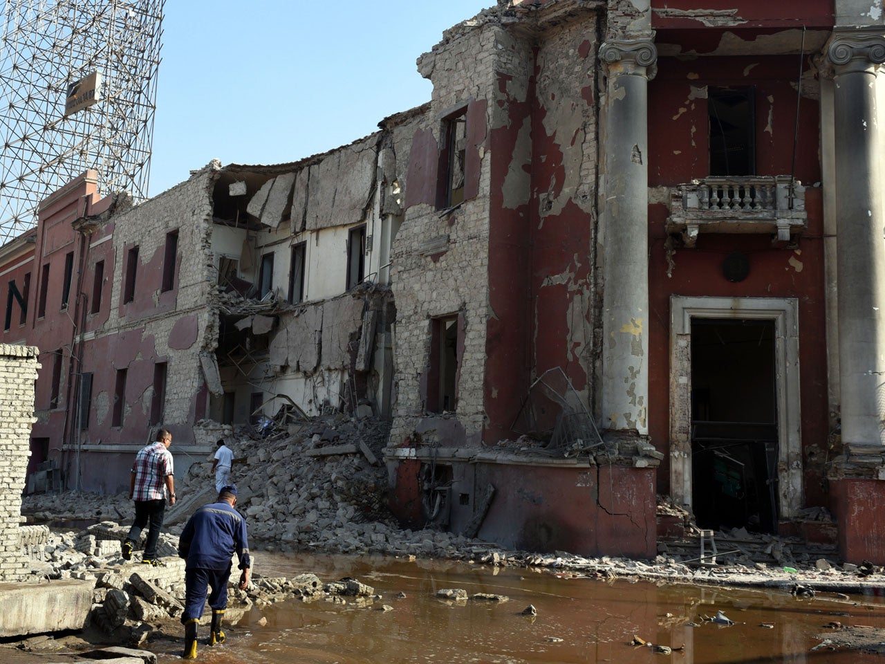 Italian Consulate bombed in Cairo, Egypt - CBS News