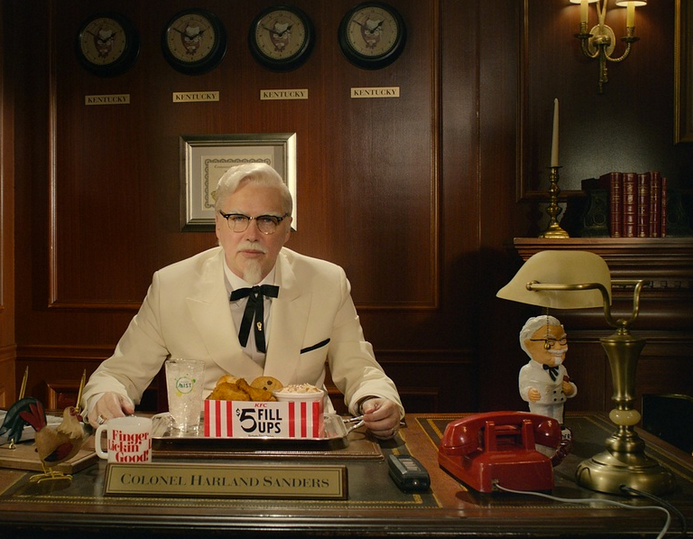 KFC plucks new Colonel Sanders from "SNL" stable - CBS News
