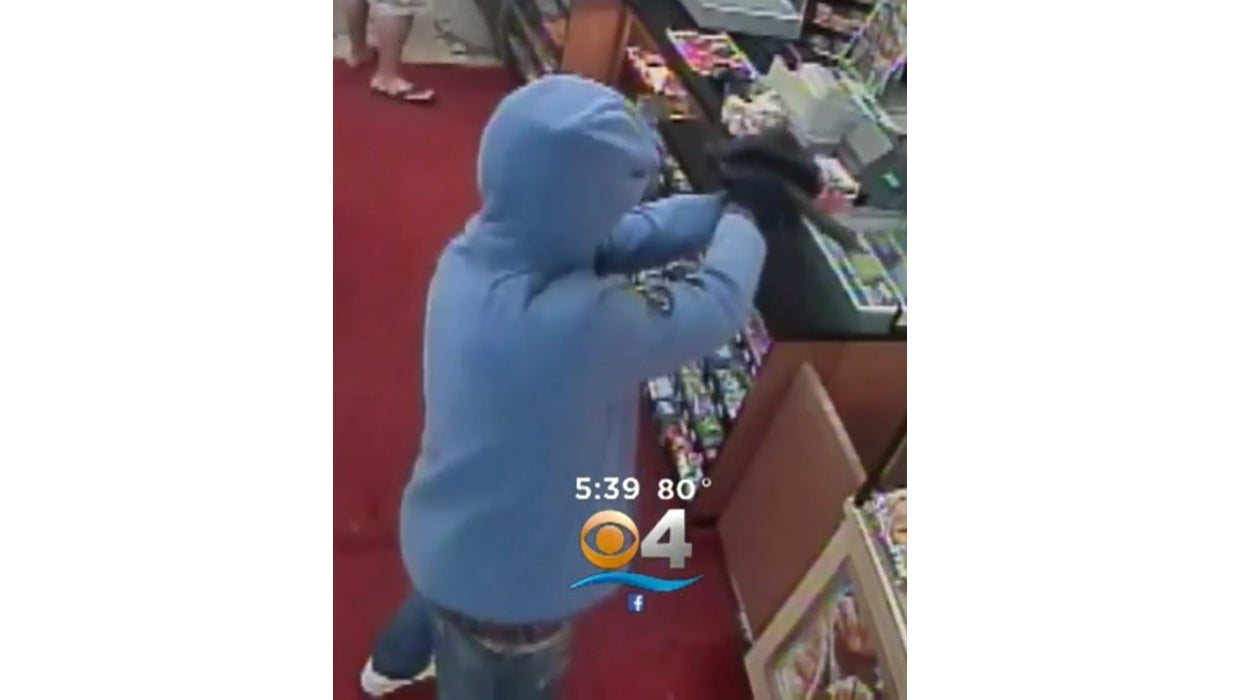 Video: Man in Hialeah, Florida brandishes submachine gun during alleged ...