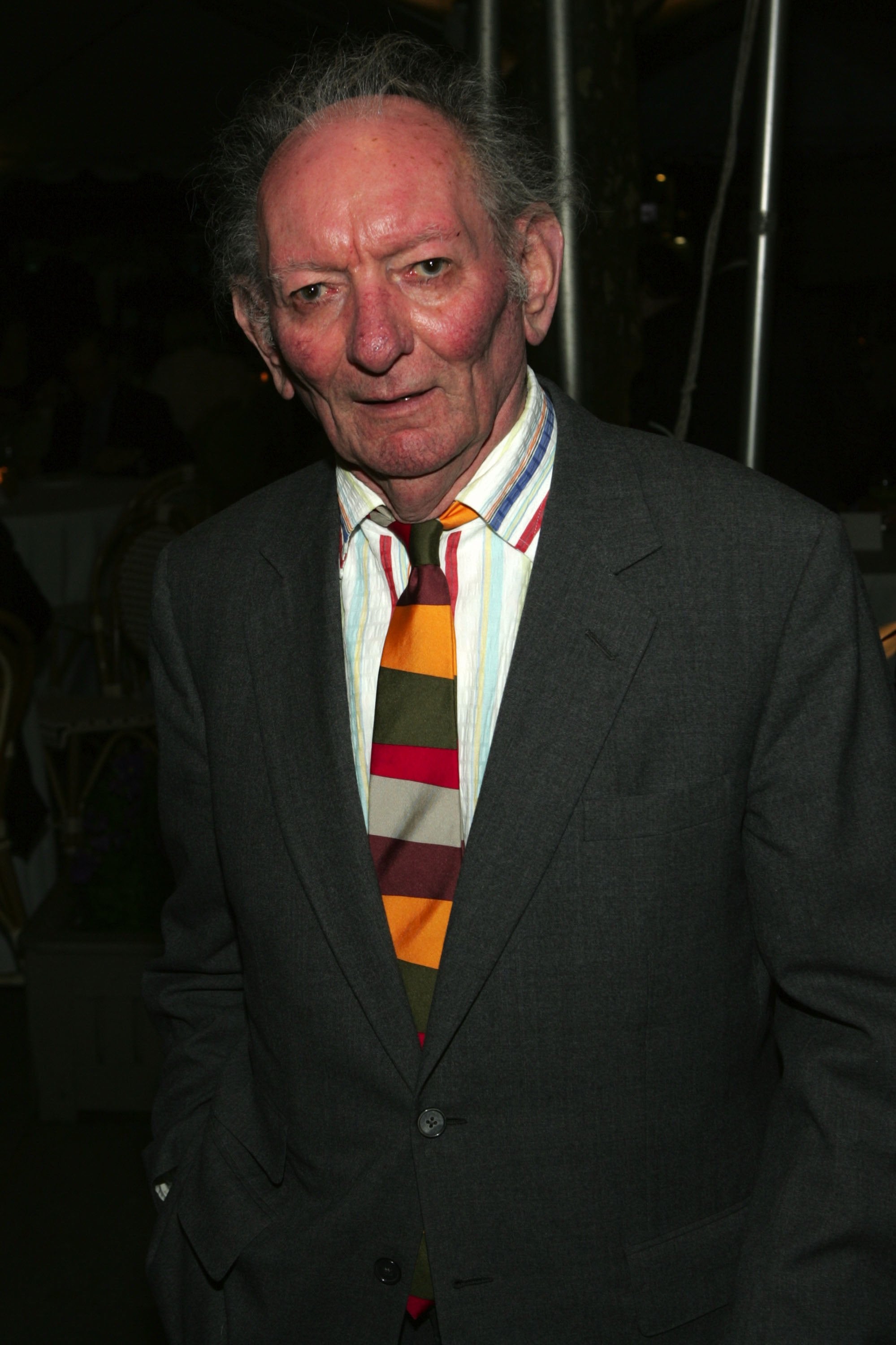 Tony Award-winning playwright Brian Friel dies at 86 - CBS News