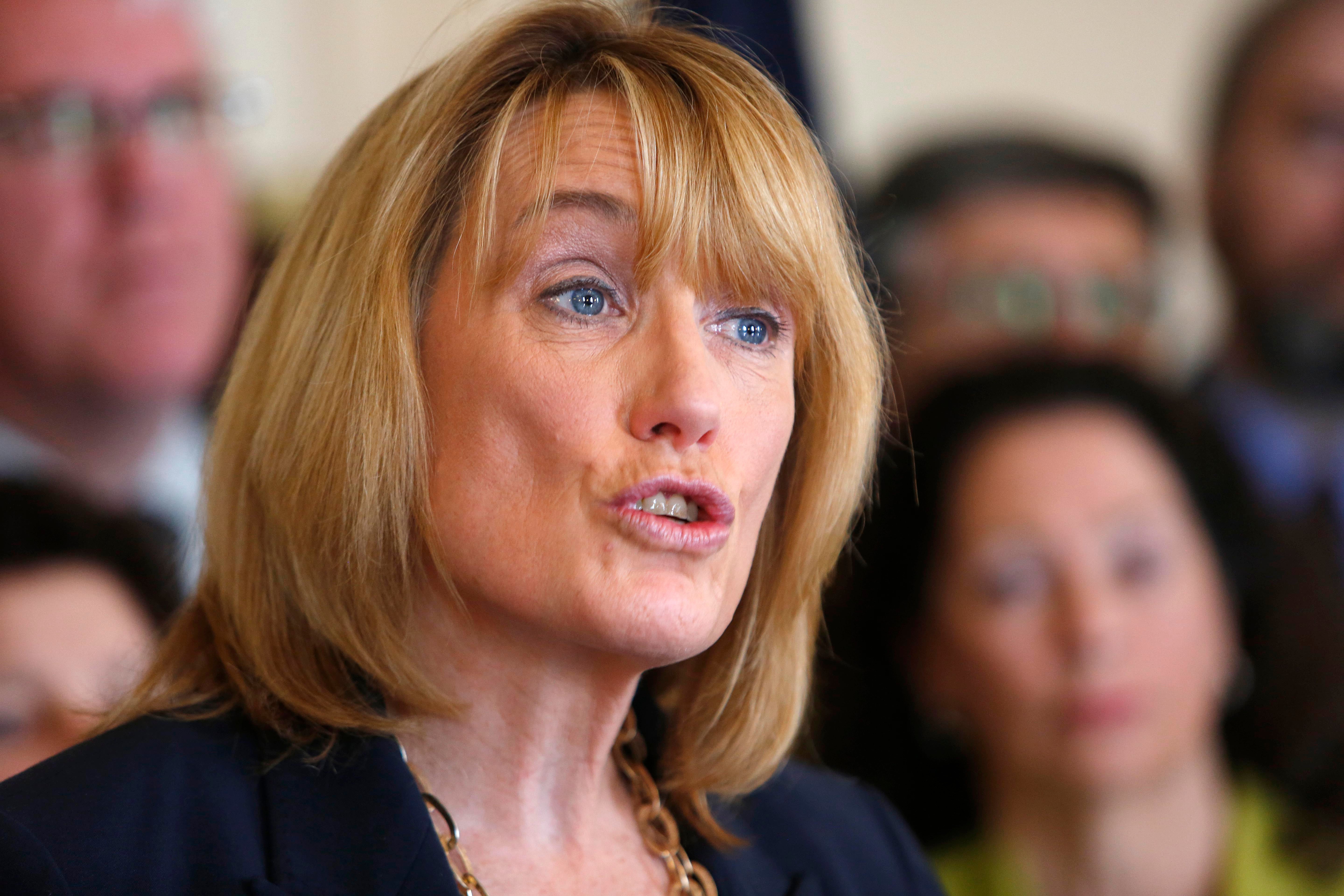 New Hampshire Gov. Maggie Hassan will challenge Sen. Kelly Ayotte - CBS ...