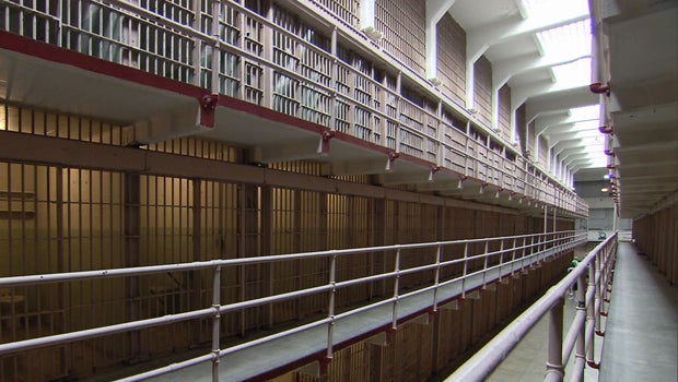 Returning to Alcatraz - CBS News