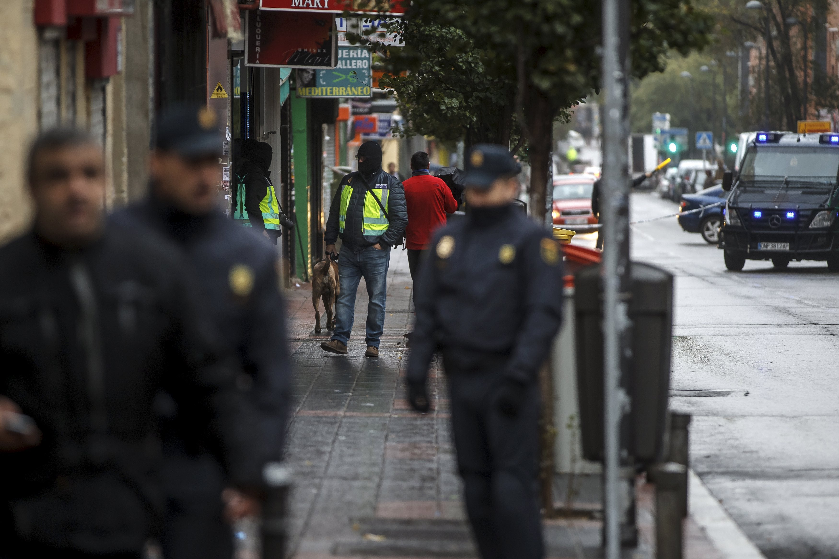 Spain arrests 3 "extremely radicalized" Moroccans linked to ISIS over ...