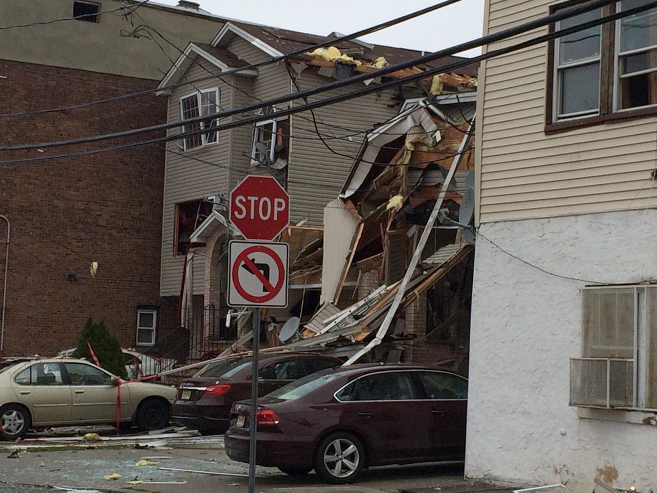 Deadly house explosion in New Jersey investigated - CBS News