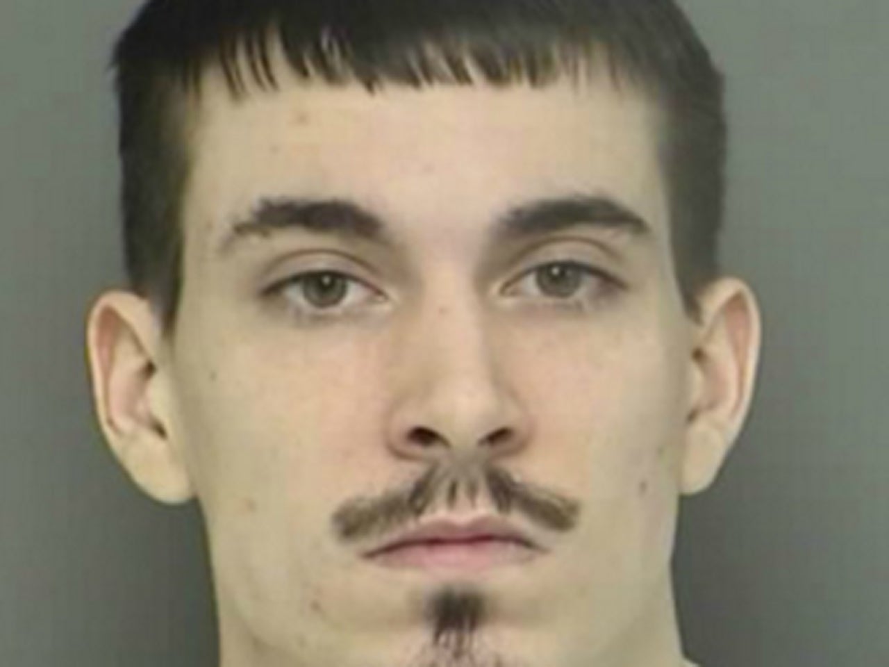 2 charged in alleged plot against synagogues, black churches - CBS News