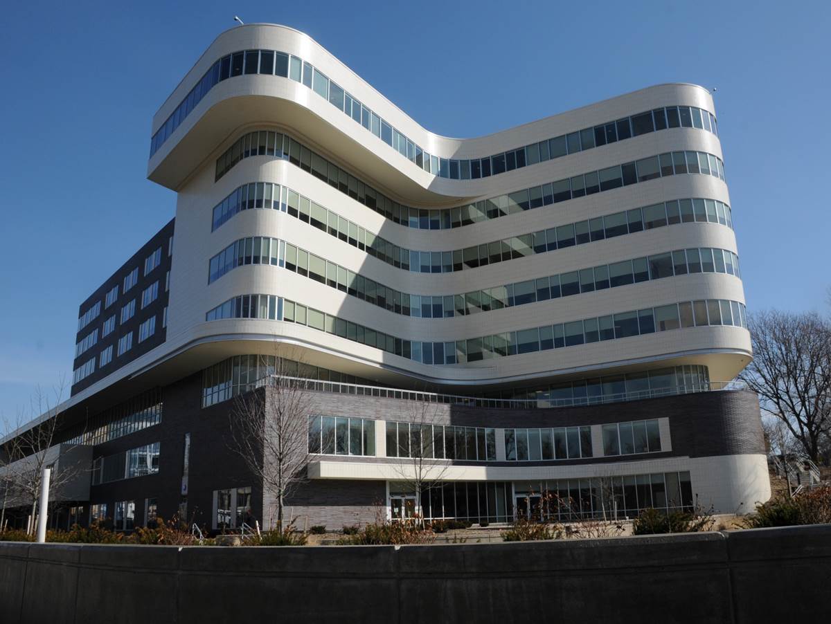 VA opens first health clinic for transgender veterans - CBS News