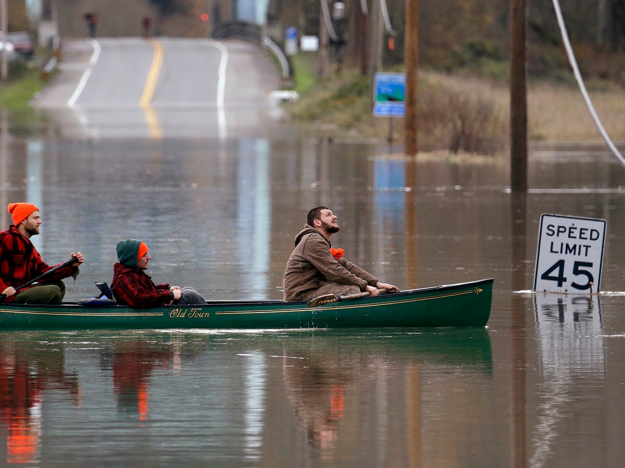 Thanksgiving ruined by prolonged power outage in Washington state - CBS ...