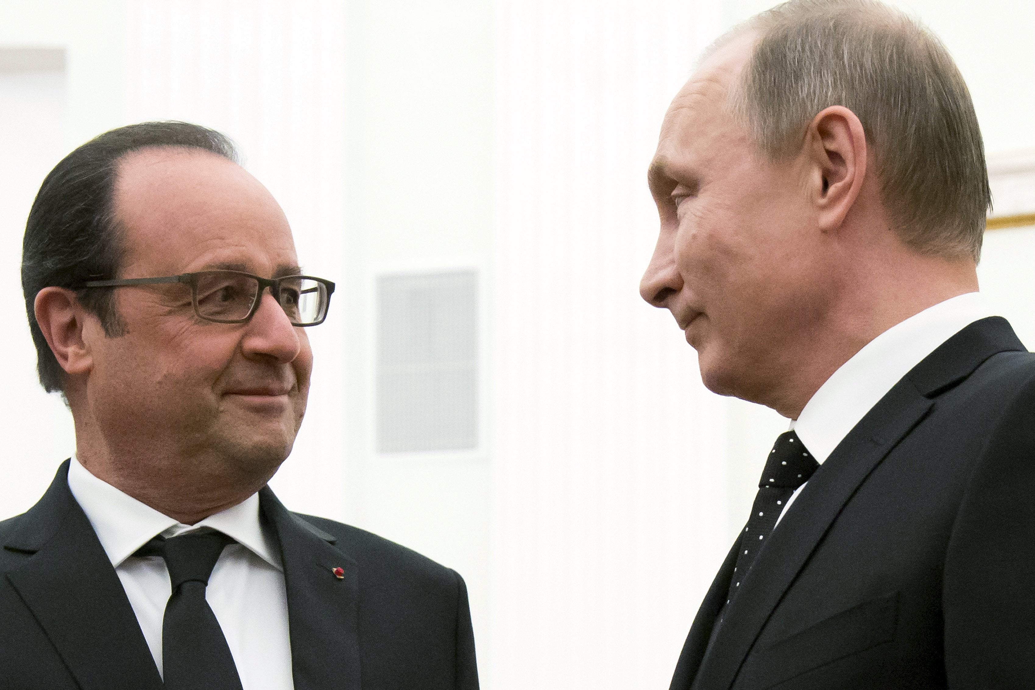 France, Russia to tighten cooperation against ISIS - CBS News