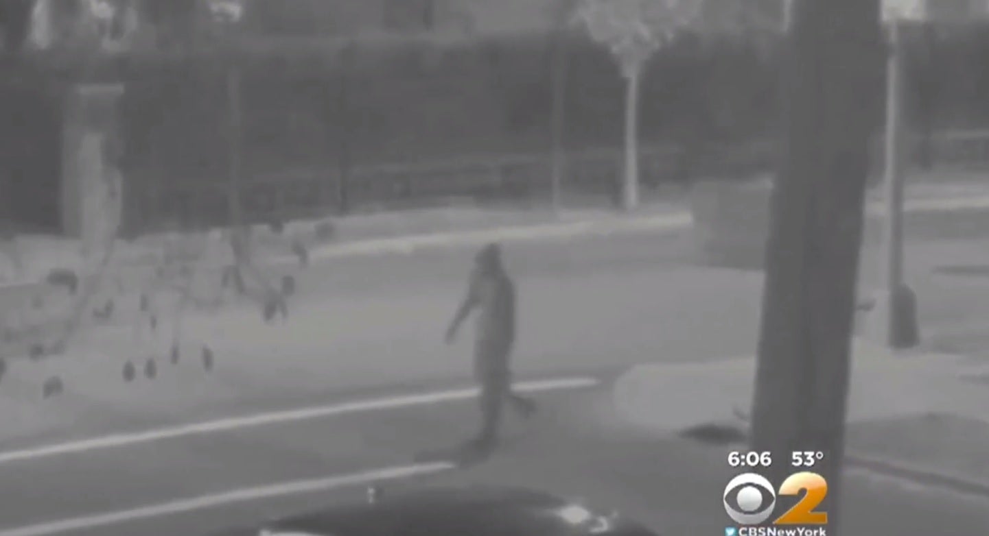 New York police release new video of serial arson suspect - CBS News