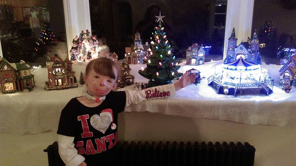 Katy Perry sends Safyre Terry, girl who lost family in fire, Christmas ...