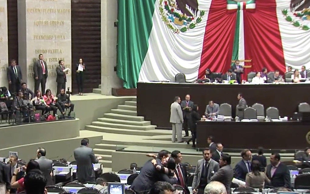 El DF se transforma en Ciudad de México - CBS News