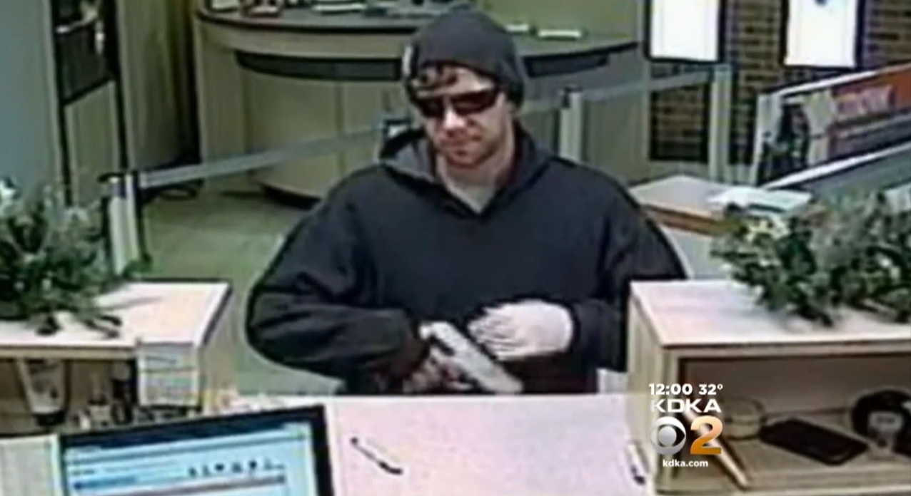 Bank robbery suspect arrested after family members call police in ...