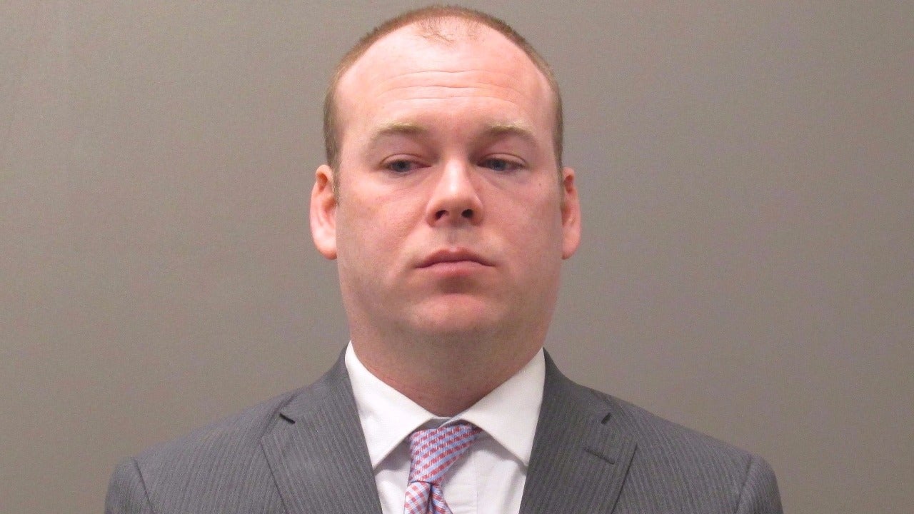 Arkansas judge pleads not guilty in son's death in hot car - CBS News