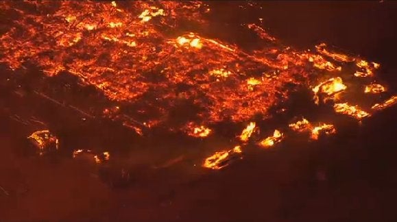 Firefighter hurt in massive blaze in Gilbert, Arizona - CBS News