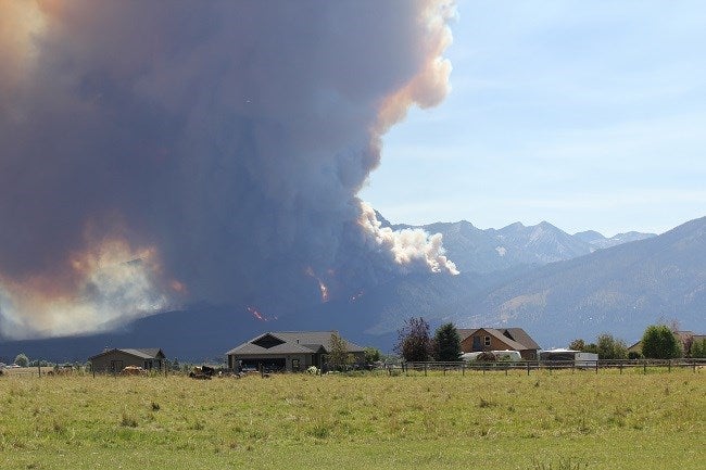 Officials tell 500 families to flee raging Hamilton, Montana, wildfire ...