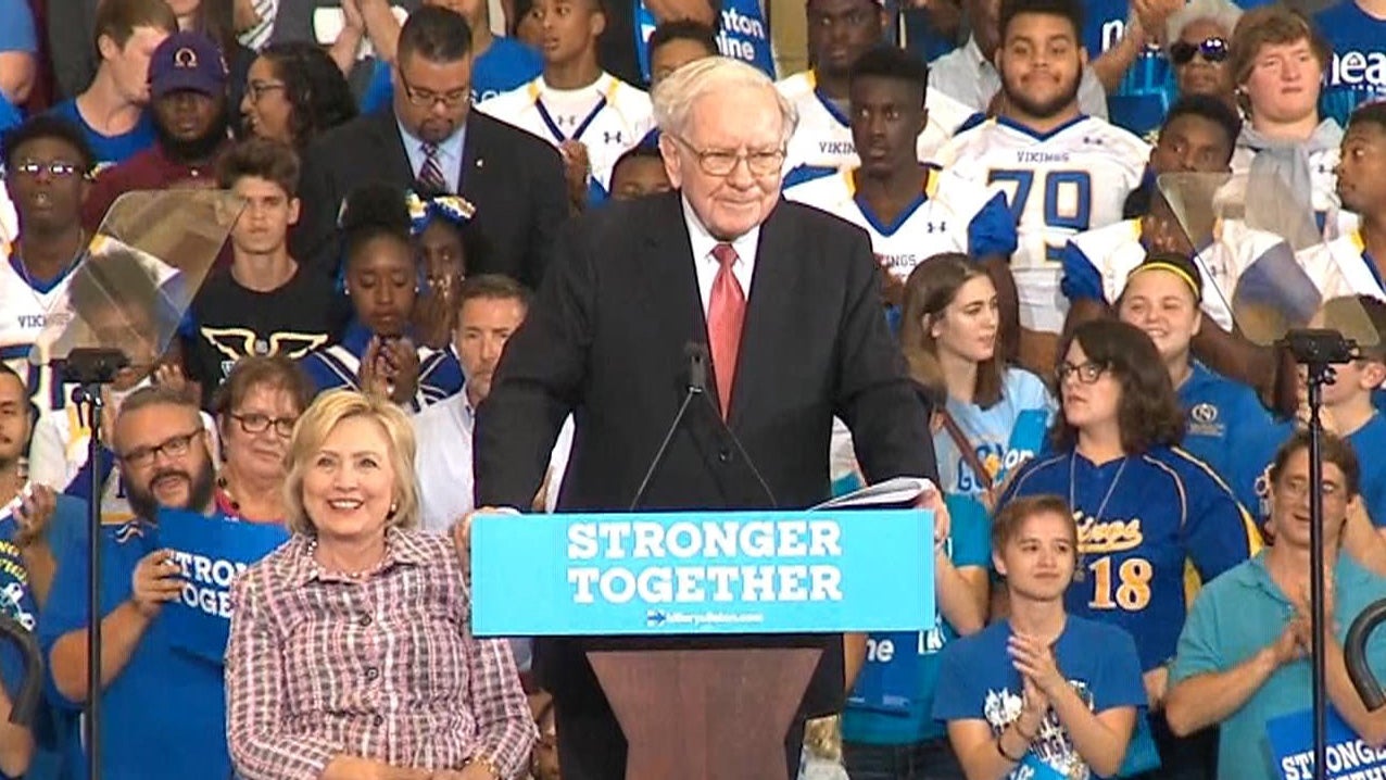 Warren Buffett to Donald Trump: Show me your taxes and I'll show you ...