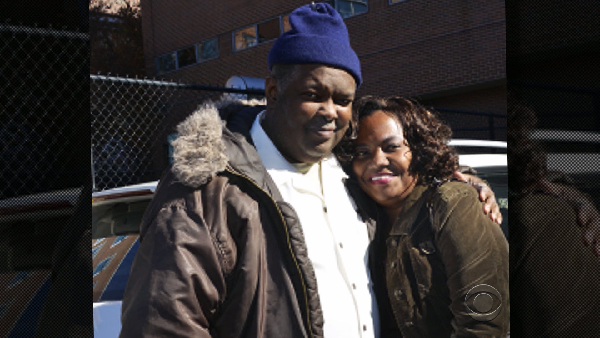 After 32 years, homeless veteran reunited with family in S.C. - CBS News