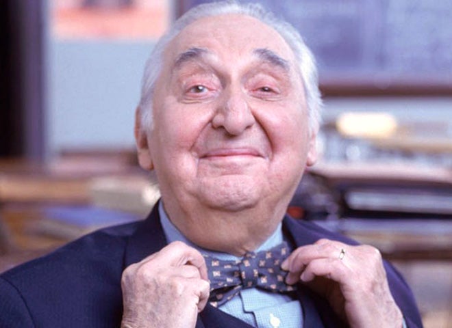 Character actor Fyvush Finkel dead at 93 - CBS News