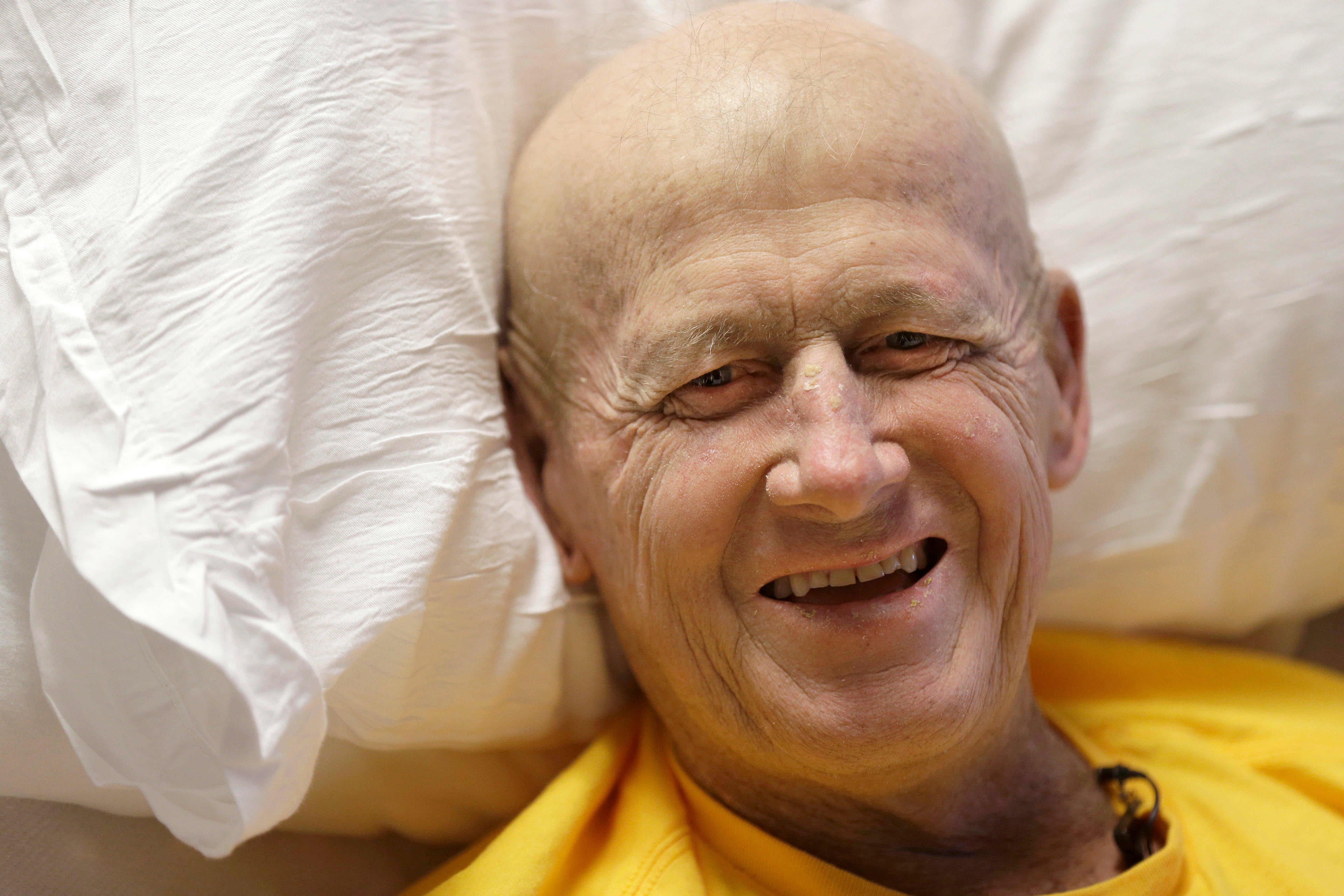 TNT's Craig Sager gets third marrow transplant - CBS News