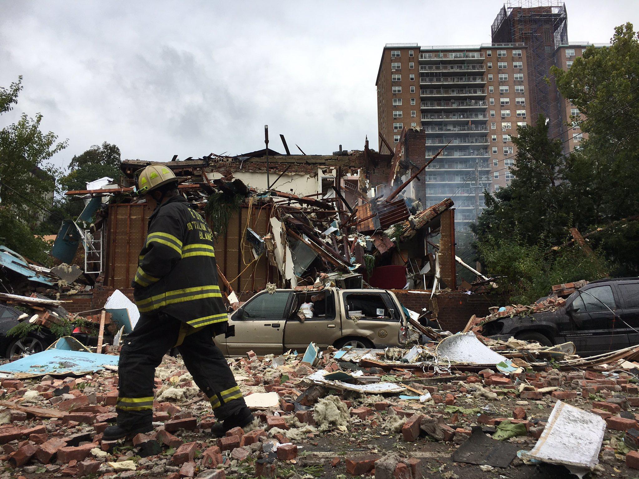 Firefighter killed when possible NYC drug lab explodes - CBS News