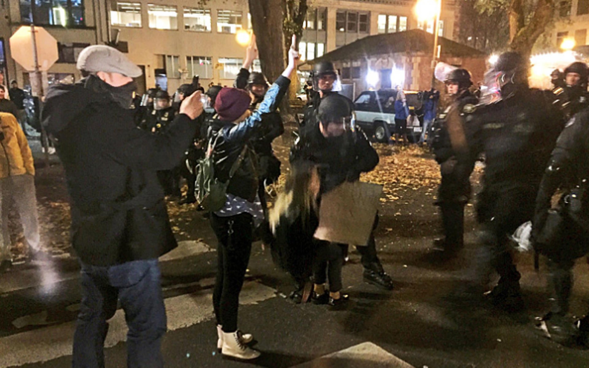 Riot declared in Portland, Oregon amid new wave of anti-Trump demos ...