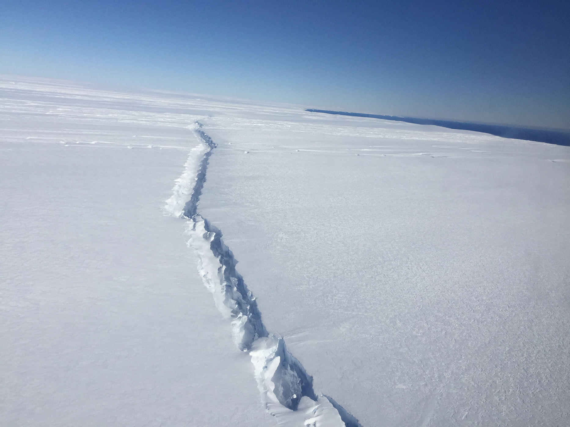 Antarctic ice shelf could collapse with 100 years, boosting sea-level ...