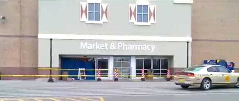 Pella Walmart crash in Iowa kills 3 people - CBS News