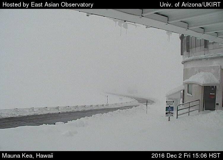 Mauna Kea, Mauna Loa snow forecast: More than 2 feet of snow could fall ...