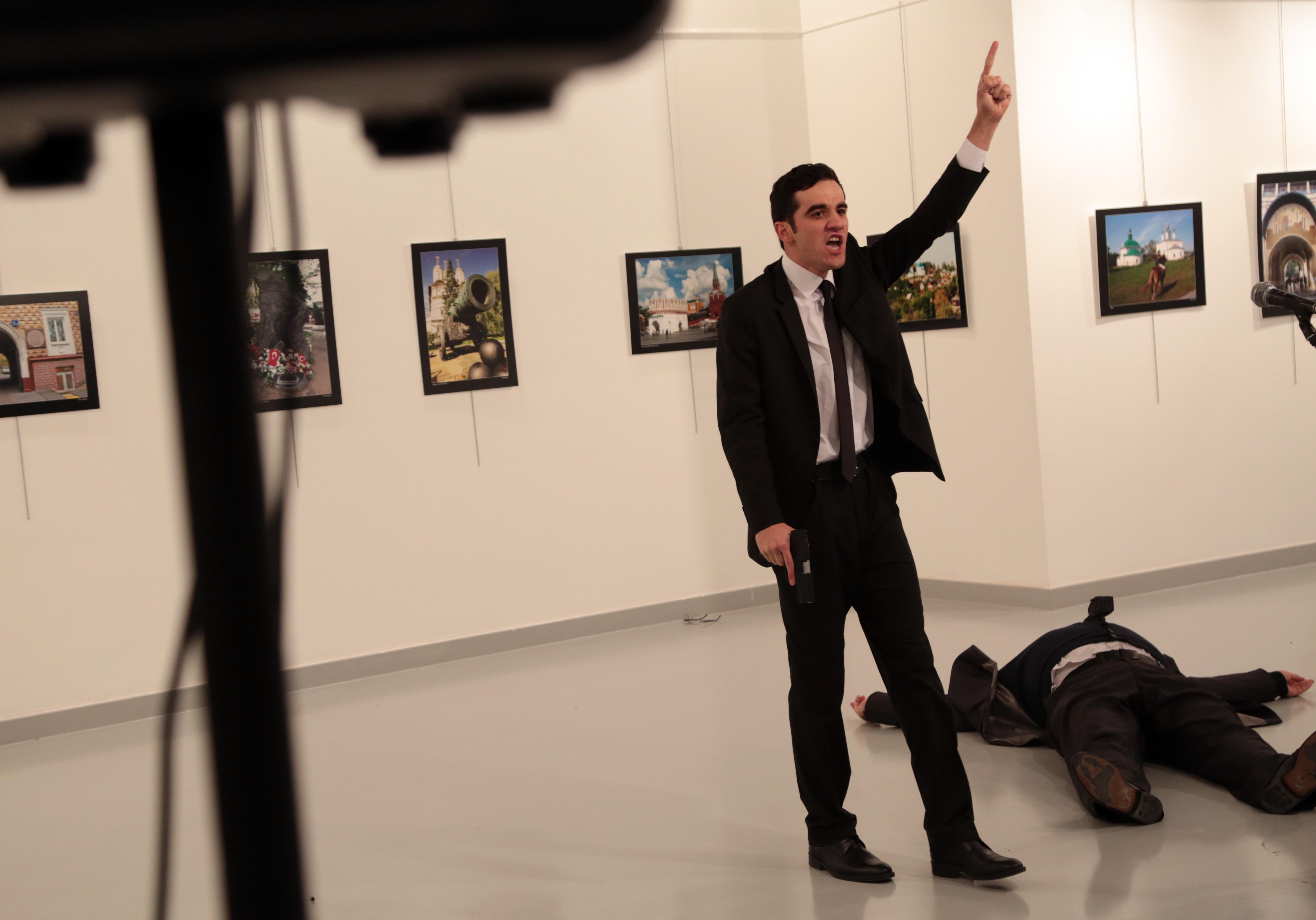 Russian Ambassador Andrey Karlov shot dead by Turkish cop in Ankara ...
