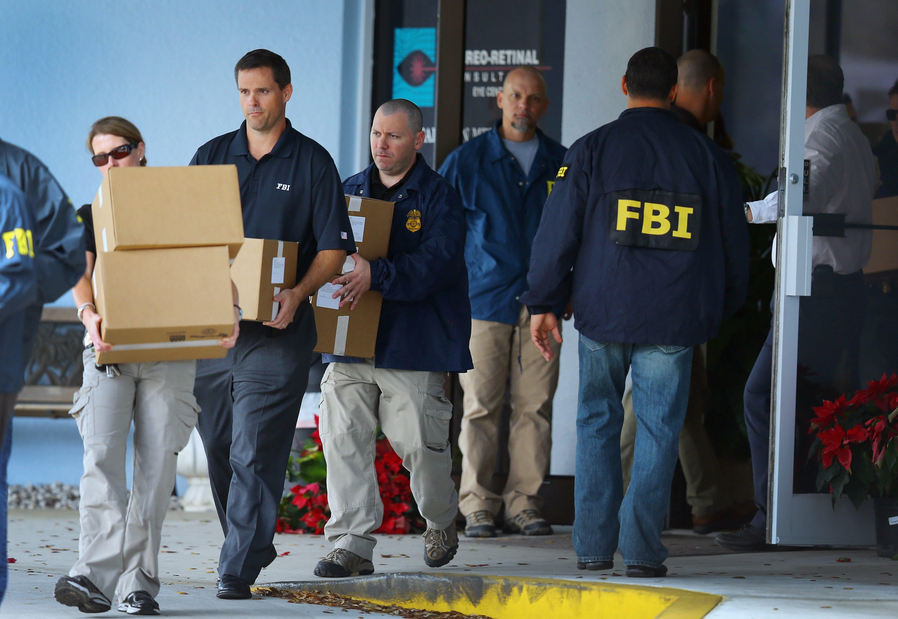Salomon Melgen Medicare fraud trial begins in Florida - CBS News