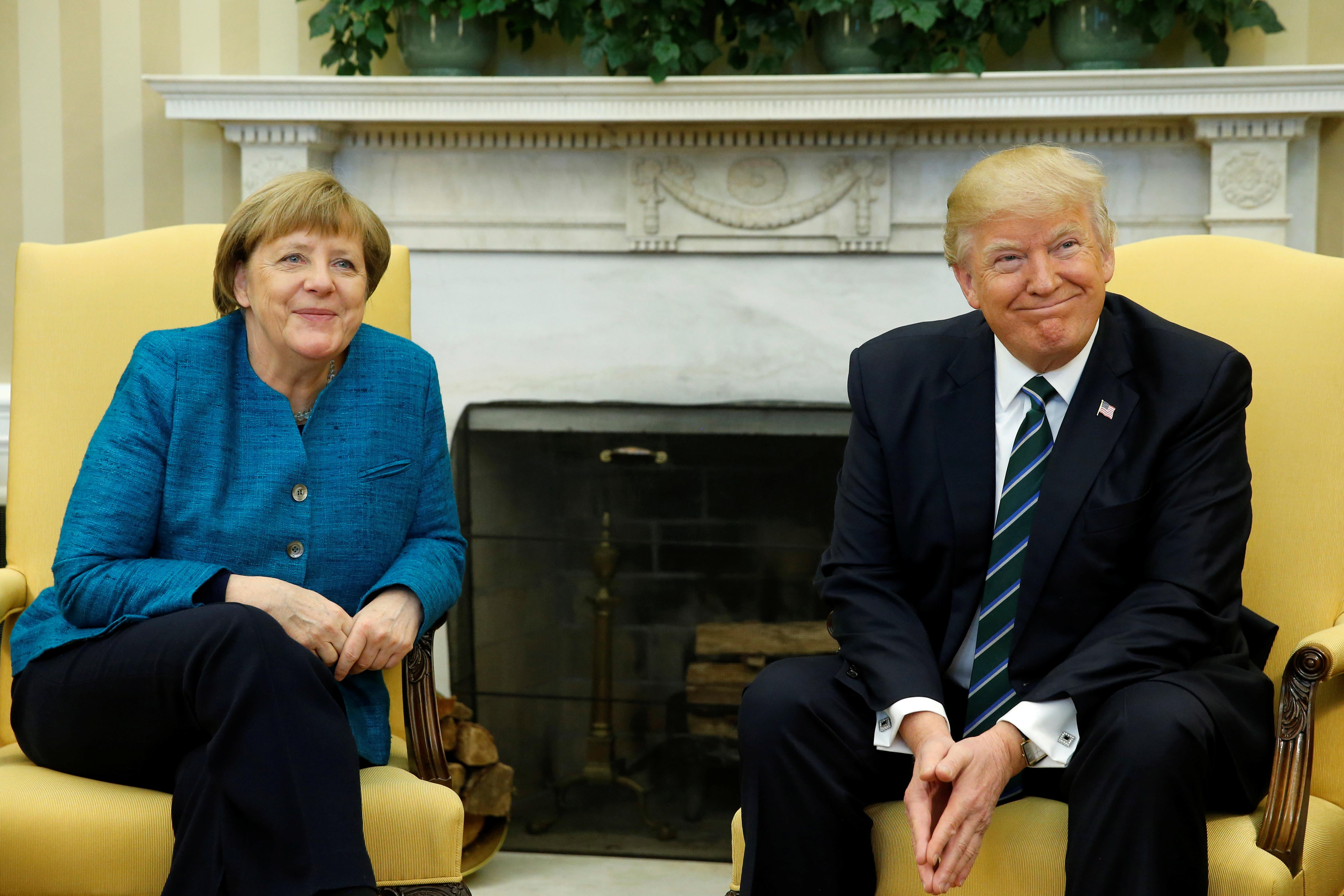 Trump and Merkel didn't shake hands in Oval Office photo op - CBS News