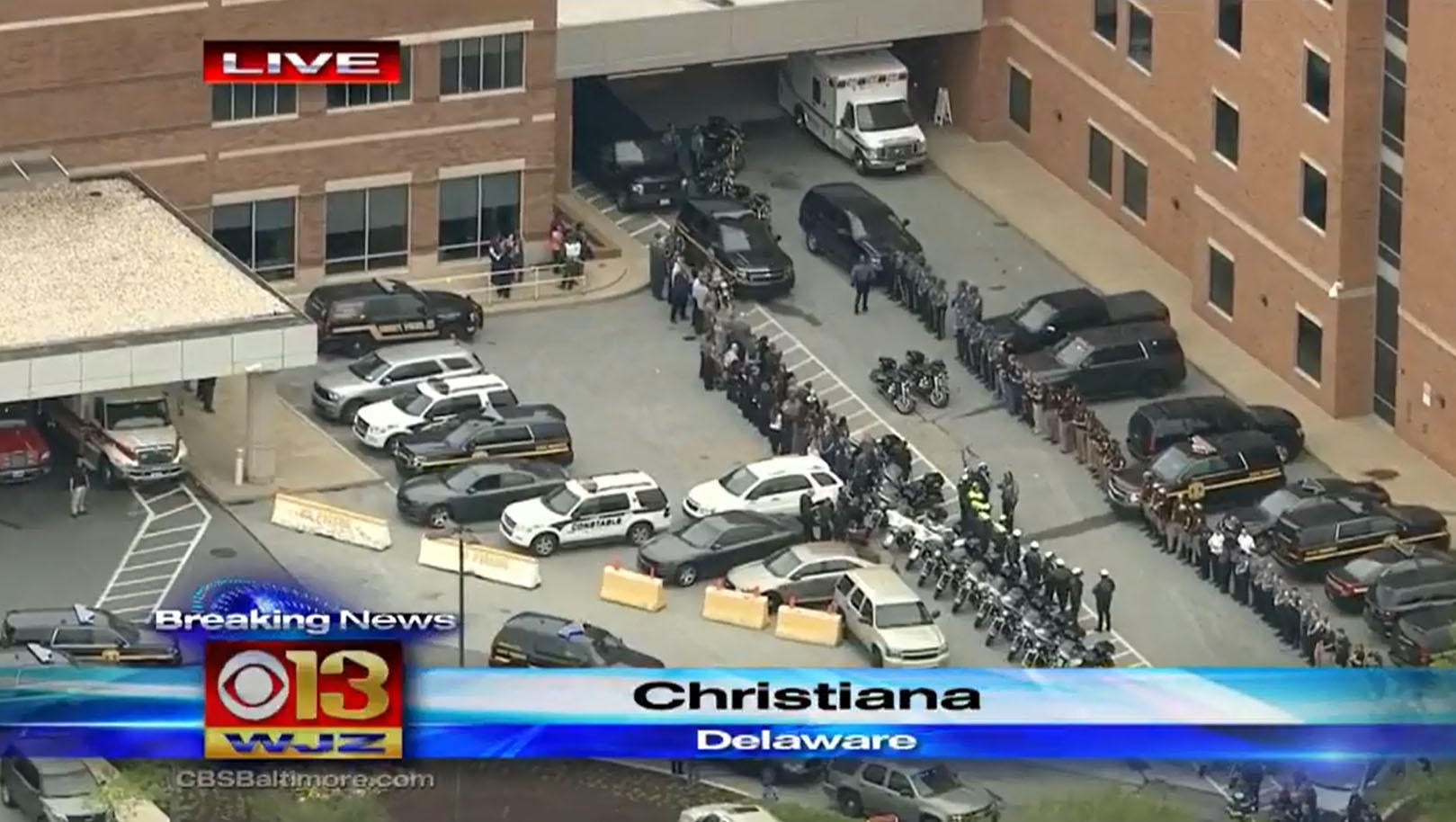 Delaware trooper shot outside convenience store dies, suspect in ...