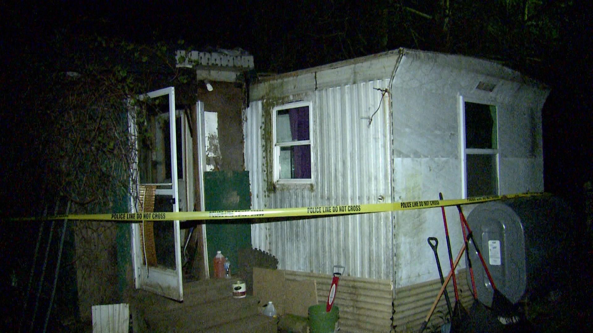 Cops: Four of couple's six kids witnessed murder-suicide - CBS News