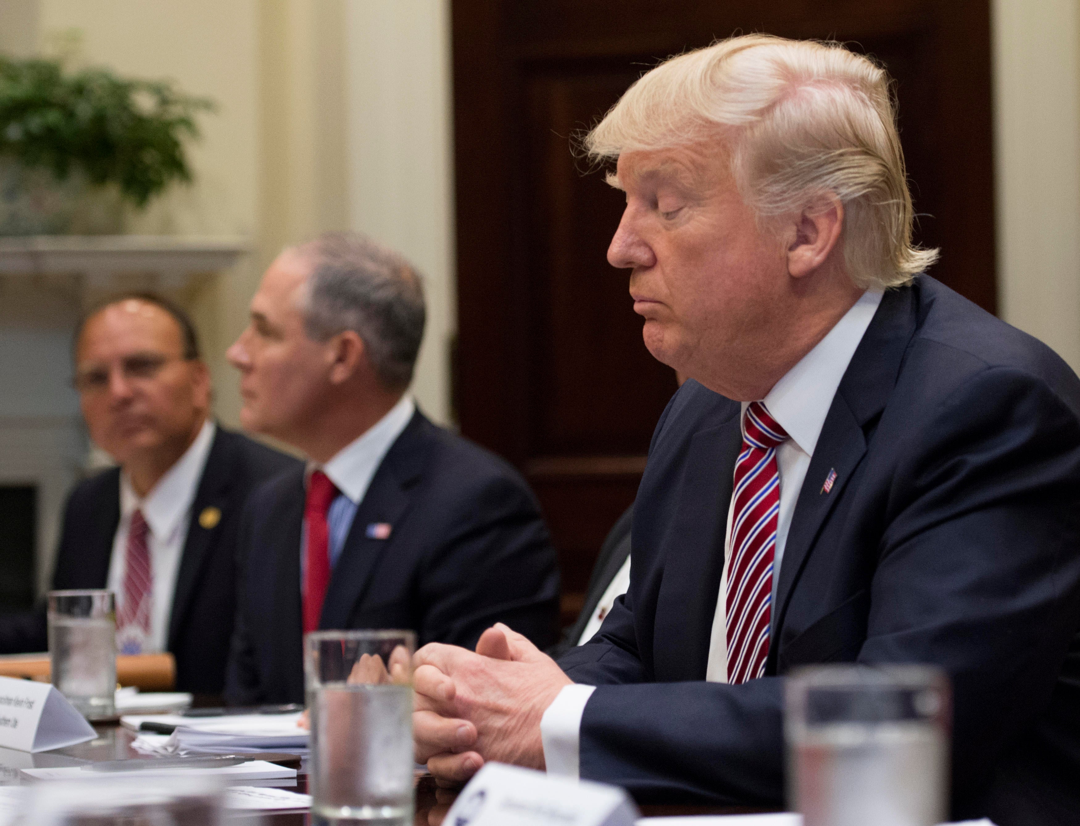 Officials finalizing details of Trump's revived travel ban - CBS News