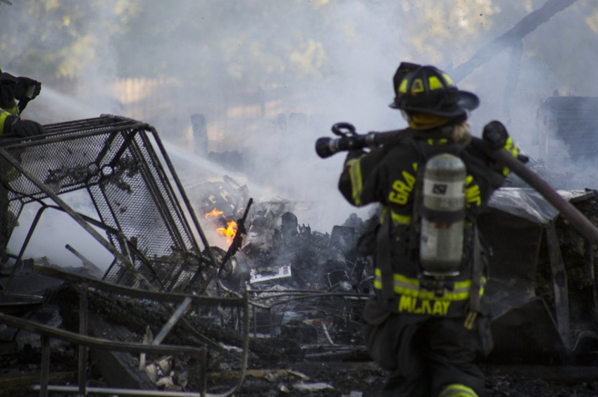 Man tries to kill wasps with smoke bomb, burns garage to the ground ...