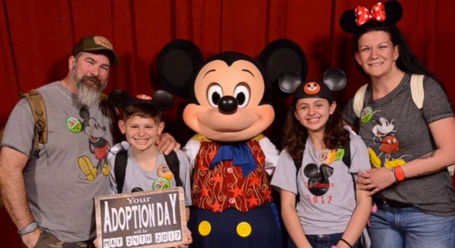 Mickey Mouse helps parents surprise foster kids with adoption news ...