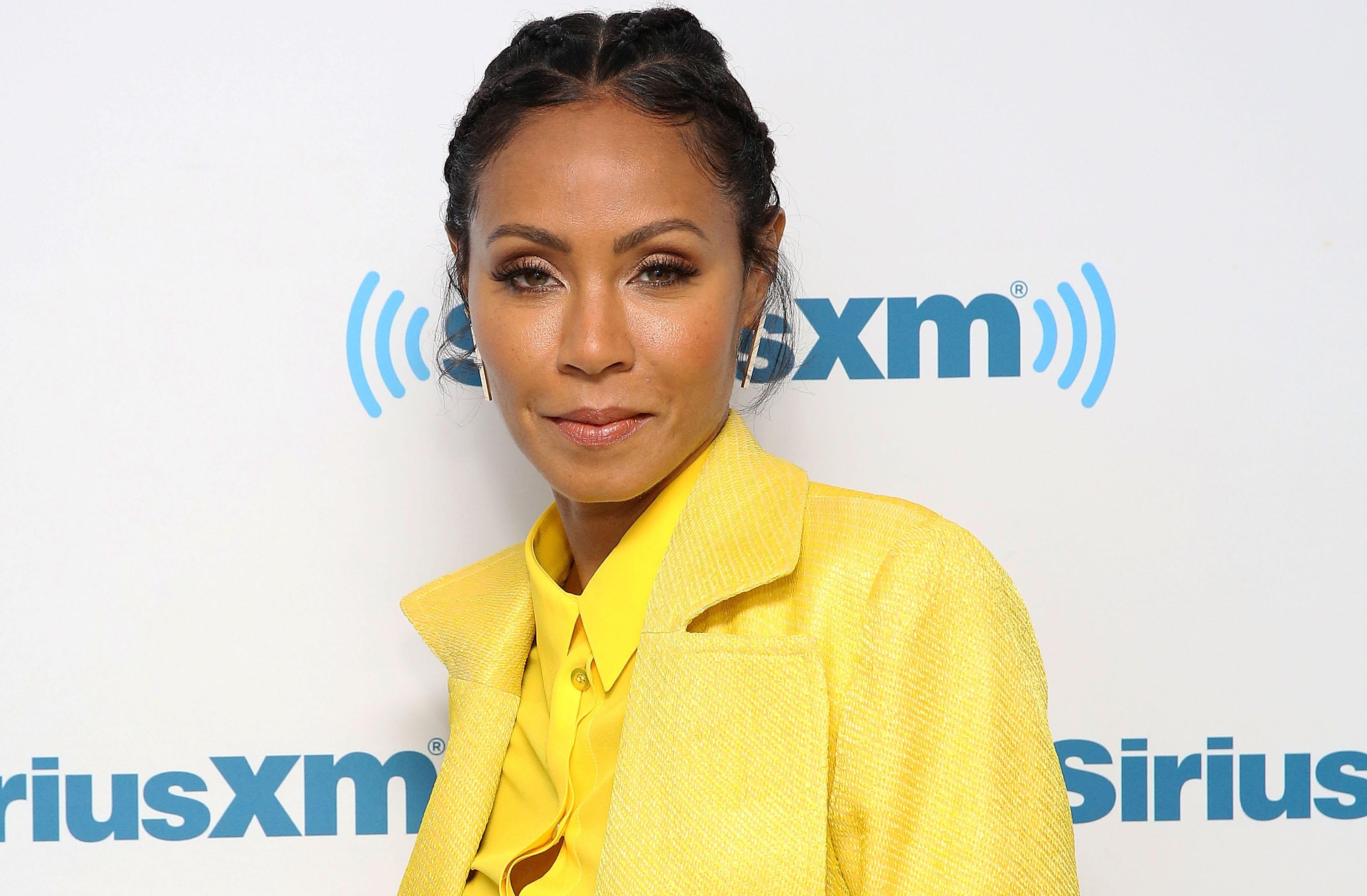 Jada Pinkett Smith says she used to be a drug dealer - CBS News