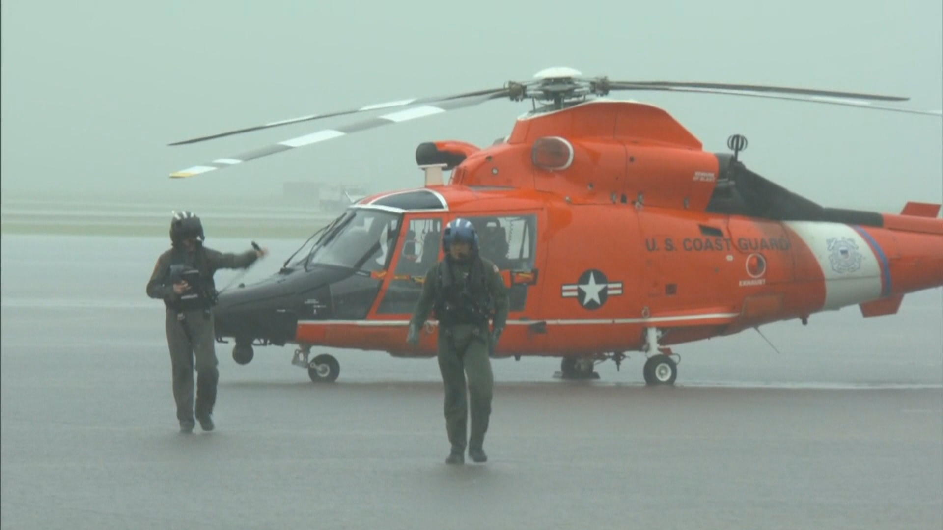 Houston flooding: Inside look at Coast Guard's "very risky" rescue ...