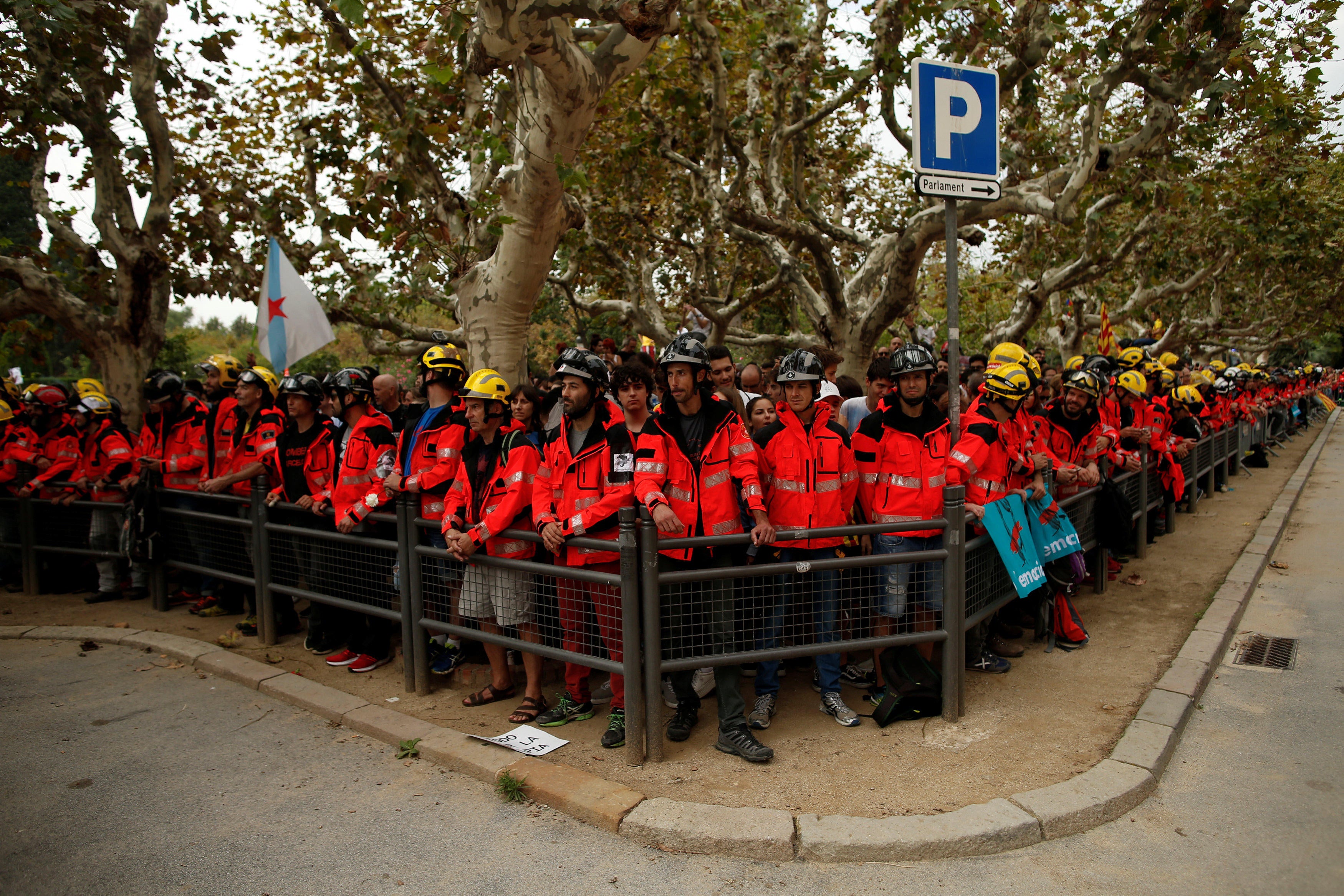 Barcelona soccer club joins Catalonia referendum strike over Spain ...