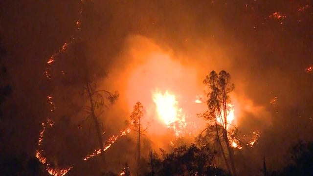 How climate change is "turning up the dial" on California wildfires ...
