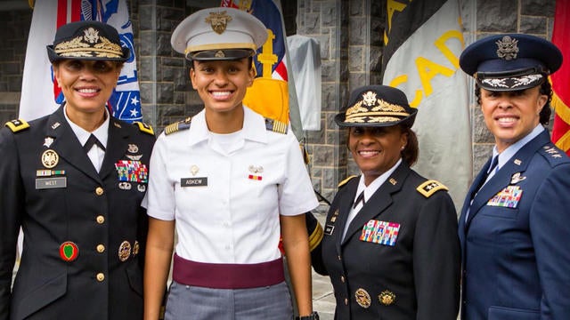Simone Askew on making history as West Point first captain - CBS News