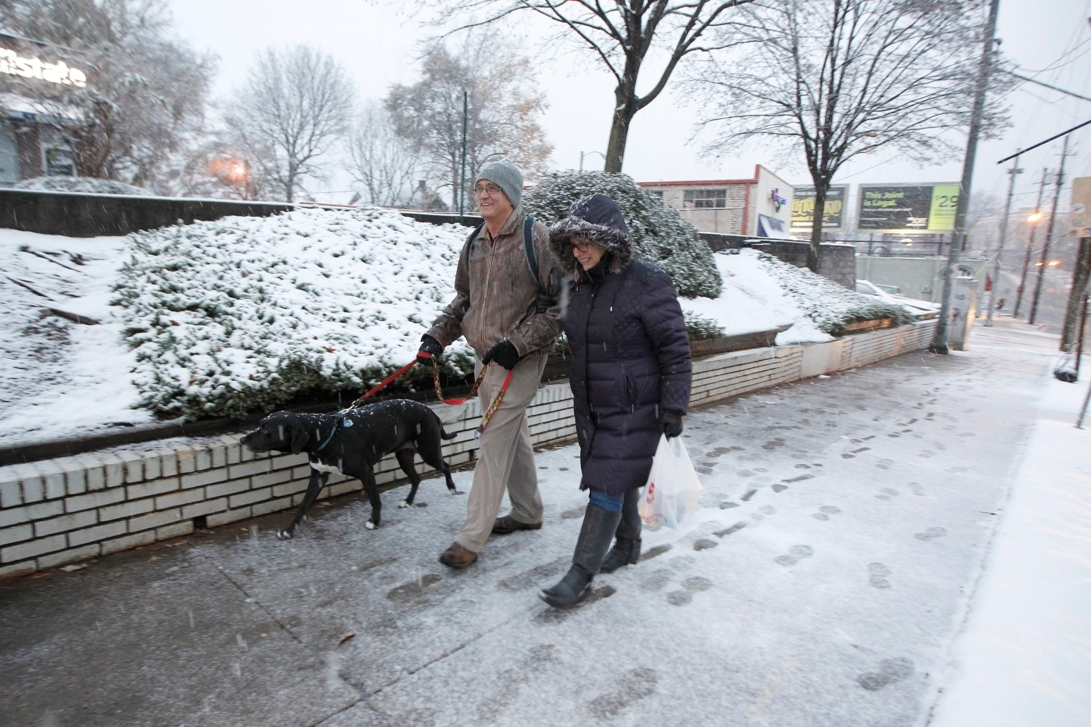 Thousands still without power after Deep South snowstorm - CBS News