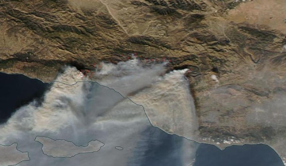 Thomas Fire: NASA images show progress on huge California blaze - CBS News